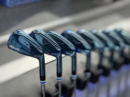 MIZUNO RELEASES LIMITED EDITION PRO 221 IN BLUE IP - The Golf Wire